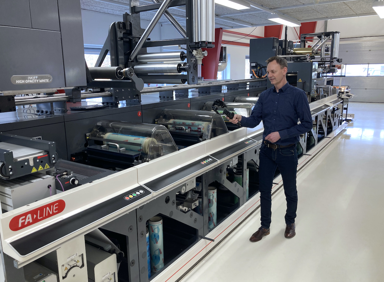 Nilpeter Conducts Zoom-Based Demo & Training Session for 42 UPM ...