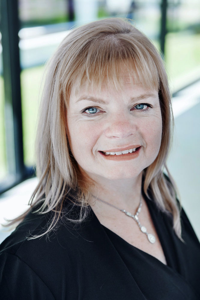 headshot Emma Schlotthauer - Flexographic Technical Association